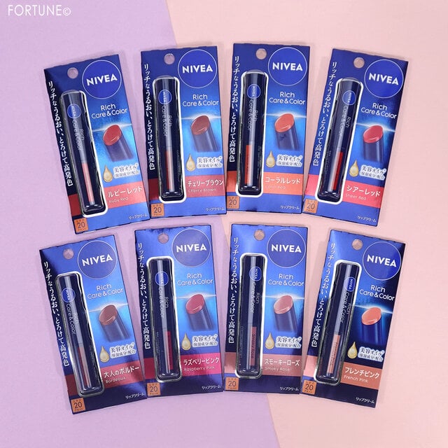 色付きリップならニベアがおすすめ♡シアーな発色が人気の『リッチケア＆カラーリップ』を全色レビュー！ - Peachy - ライブドアニュース