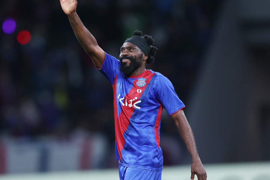 「VARはある程度好き」 甲府FWウタカ、恩恵受けた判定に言及「J2だったらオフサイドで終わっていた」 - ライブドアニュース