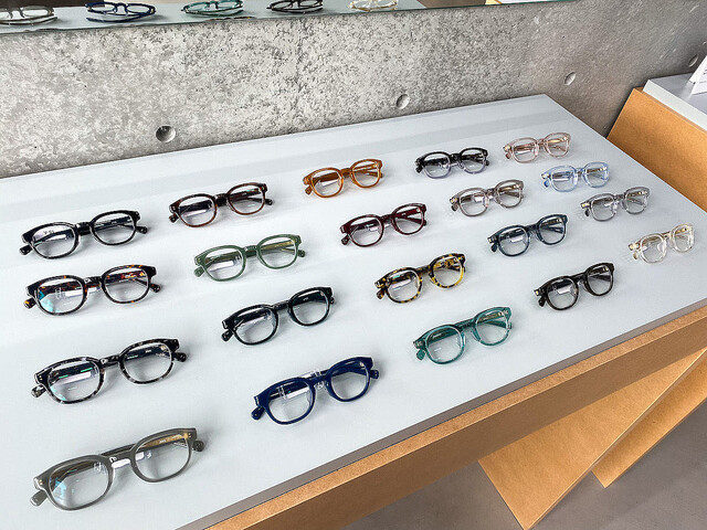 「JINS」が定番メガネを全面刷新! カラバリ20色のモデルも - ライブドアニュース