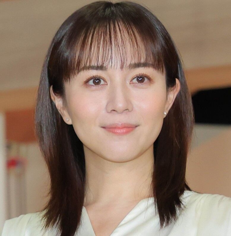 「おしゃれクリップ」公式SNS、白衣装で登場した比嘉愛未に「何と美しい」 (2025年8月7日掲載) - ライブドアニュース