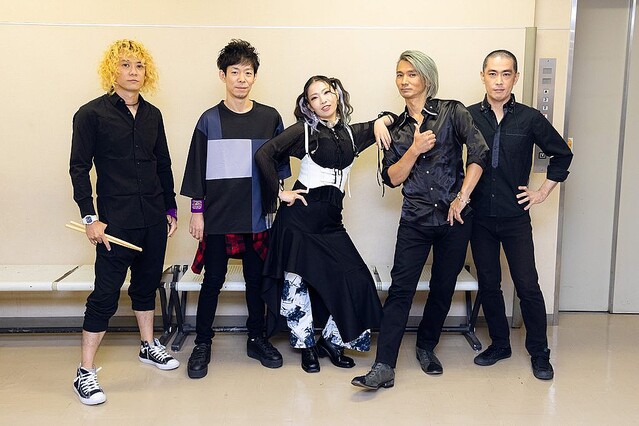 【画像】10年分の想いを込めて――天才が魅せた圧巻のステージングと涙、「ZAQ 10th ANNIVERSARY LIVE “ZAQPOT ...