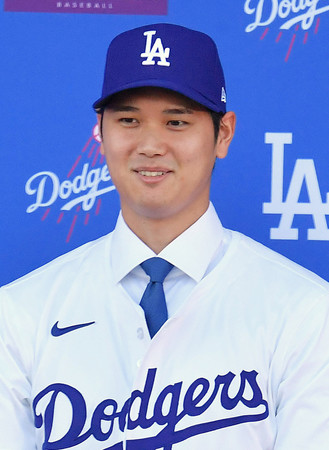 大谷、アーロン賞初受賞＝オールMLBは投打同時選出―米大リーグ (2023年12月17日掲載) - ライブドアニュース