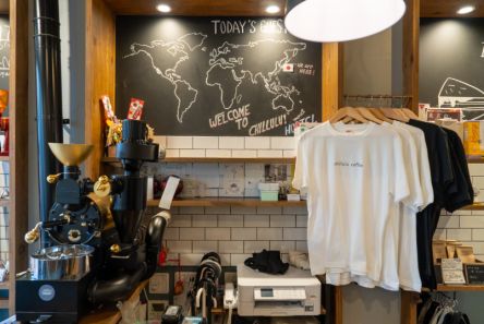 【画像】横浜中華街のど真ん中で本格コーヒーと喫茶メニューに舌鼓 「CHILULU COFFEE」でリラックスタイムを 5/11 - ライブドアニュース