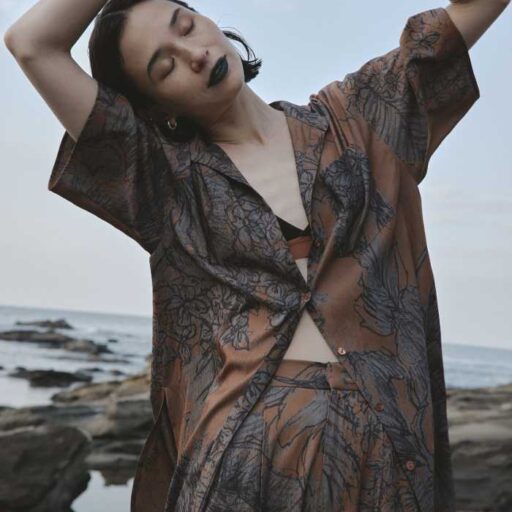 AMERIとKEITAMARUYAMAが初のコラボ☆シャツやドレスなどを発売 - Peachy - ライブドアニュース