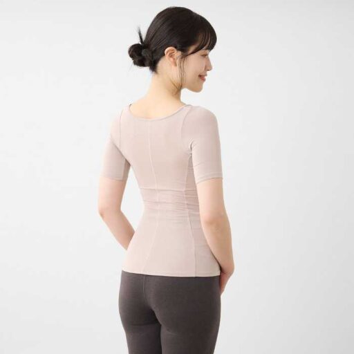 KEYUCAの新作「姿勢サポートインナー」着るだけで背筋がすっと伸びる (2025年9月21日掲載) - Peachy - ライブドアニュース