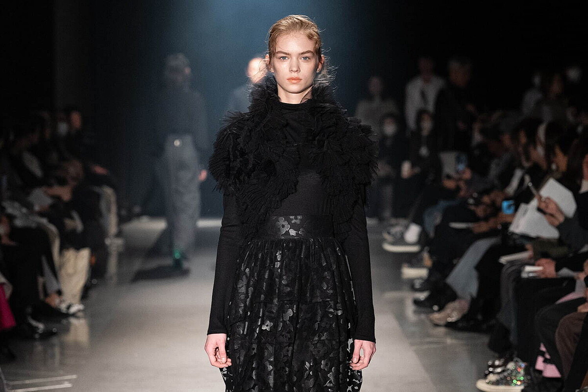 サポートサーフェス 2024-25年秋冬コレクション - 「かわいい」への挑戦 (2024年3月15日掲載) - Peachy - ライブドアニュース