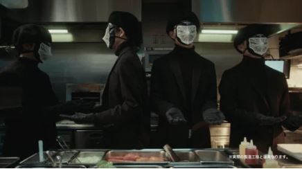 モスバーガー×Wolt×映画『シン・仮面ライダー』限定コラボグッズ“SHOCKERジャケット＆ステッカー”などプレゼント、ショッカー下級構成員の“店舗ジャック”も - ライブドアニュース