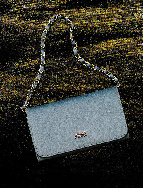 AHAKAHの上品で素敵な付録♡ 特製ポシェット2個セット。増刊号はチェーンつきおしゃれ長財布 - Peachy - ライブドアニュース