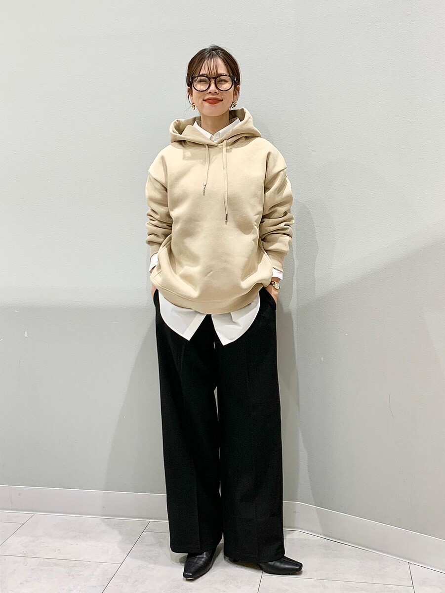 【画像】その着方、もう古いかも！【GU】40・50代が垢抜ける♡「パーカー着こなし術」 3/5 - Peachy - ライブドアニュース