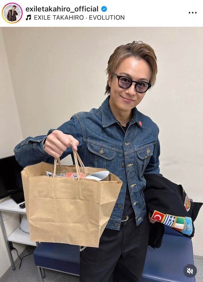 「カッコよすぎる」EXILE TAKAHIRO、ドイツの街で圧倒的存在感 オフショットに「目の保養」 - ライブドアニュース
