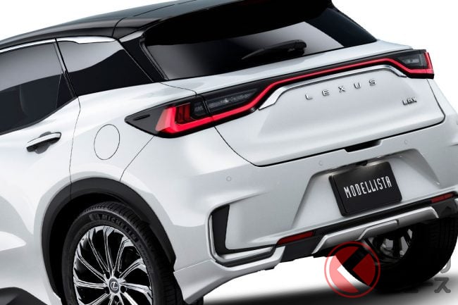 レクサス新「最小SUV」発表！ 全長4.2mで“使い勝手サイコー”＆豪華インテリア採用の「LBX」！ ワイド＆ローな“ド迫力エアロ仕様”「モデリスタ」もカッコいい！ (2025年5月22日掲載 ...