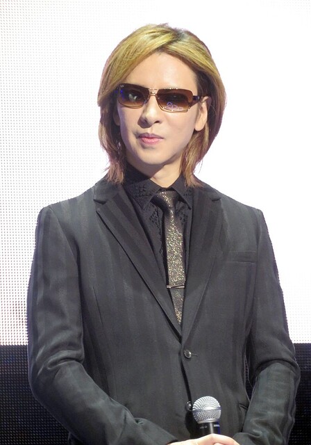 YOSHIKI、19歳で事故死のYOSHIさんを追悼「今でも信じられない」 - ライブドアニュース