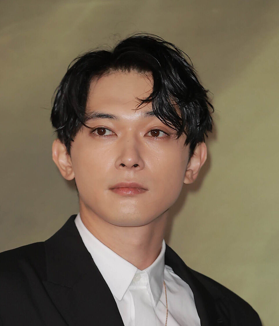 吉沢亮さん、不祥事を認め謝罪 既に示談済みとの事でこれは許された [643485443]