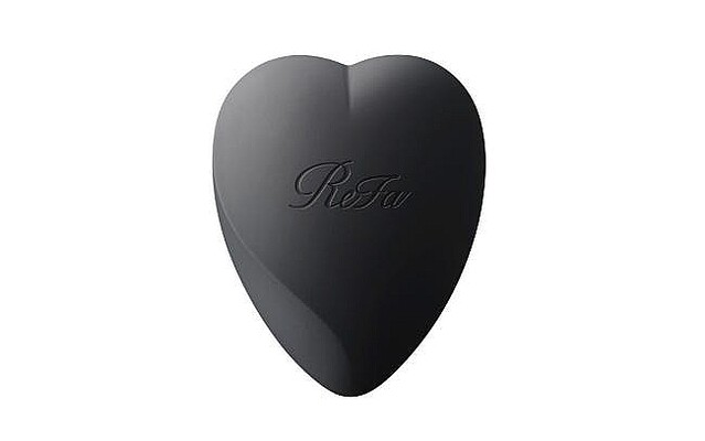 完売続出！SNSで話題の「ReFa HEART BRUSH（リファハートブラシ）」に新色マットブラックが登場！ - Peachy - ライブドアニュース