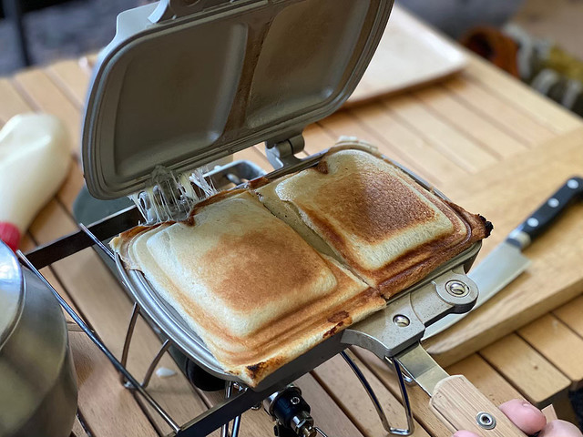 見栄を張らない「キャンプ」の楽しみ方 第1回 キャンプの朝食で定番「ホットサンド」を丁寧に作ると最高だ - ライブドアニュース