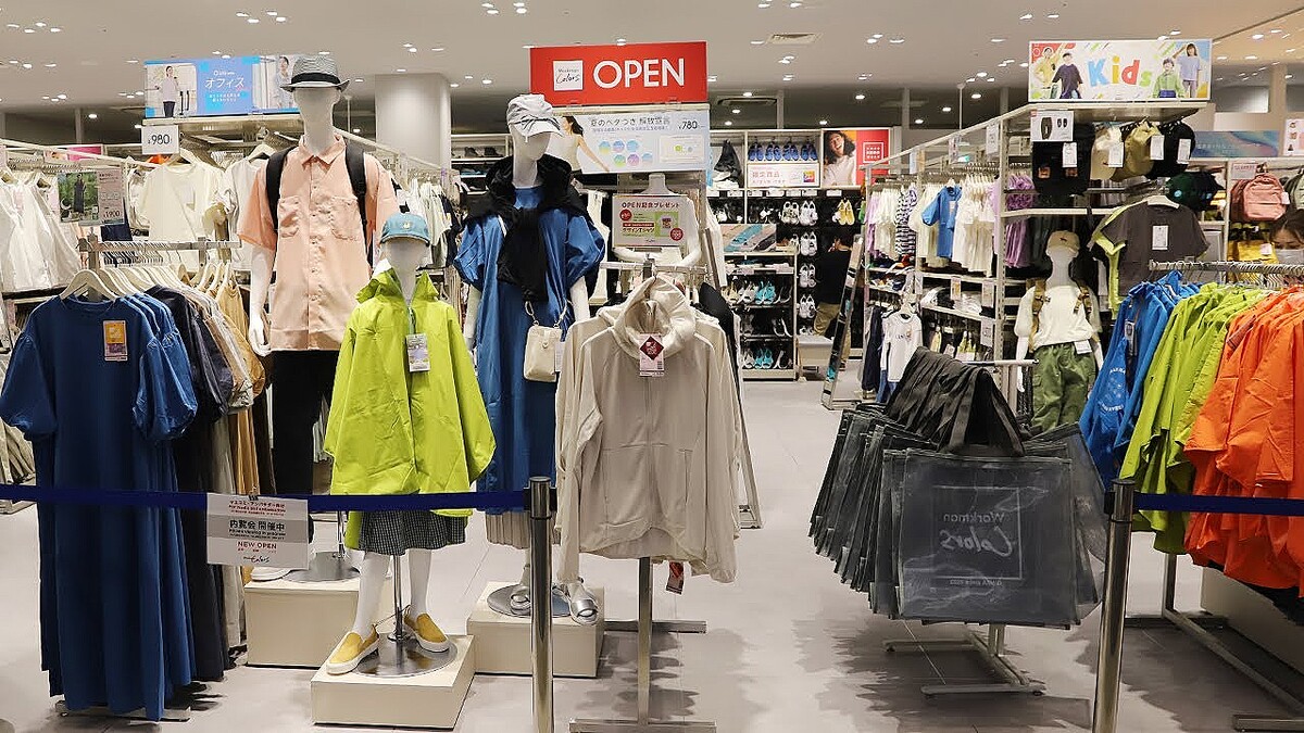 ワークマンカラーズが大阪初出店！ Workman Colors ららぽーとEXPOCITY店 - Peachy - ライブドアニュース