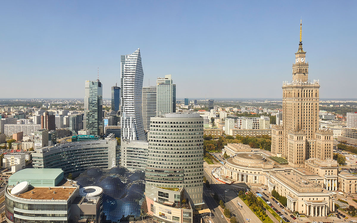 世界の名建築を訪ねて。NY9.11跡地「フリーダム・タワー」構想などの建築家ダニエル・リベスキンドによる超高層集合住宅「Zlota44（ズロタ ...