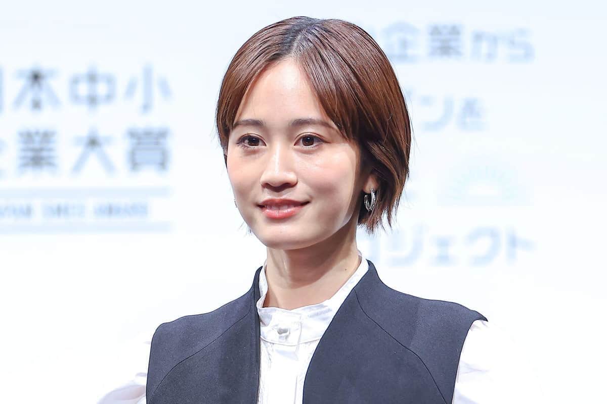 前田敦子、元AKBメンバーと豪華4ショ 34歳誕生日に現場で再会「お祝いしてもらったよ」 - ライブドアニュース
