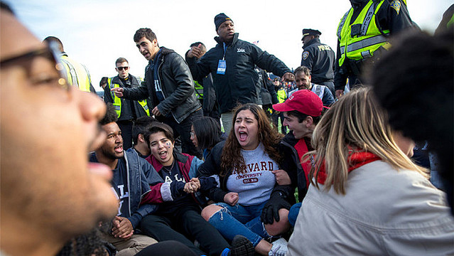 気候変動デモの参加者を非難した米ハーバード大生、元恋人から性癖を暴露される - ライブドアニュース