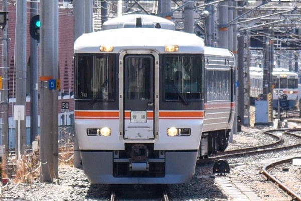 増便！ 臨時急行「ラブライブ！サンシャイン!!」号 もちろんAqours放送も JR東海 - ライブドアニュース