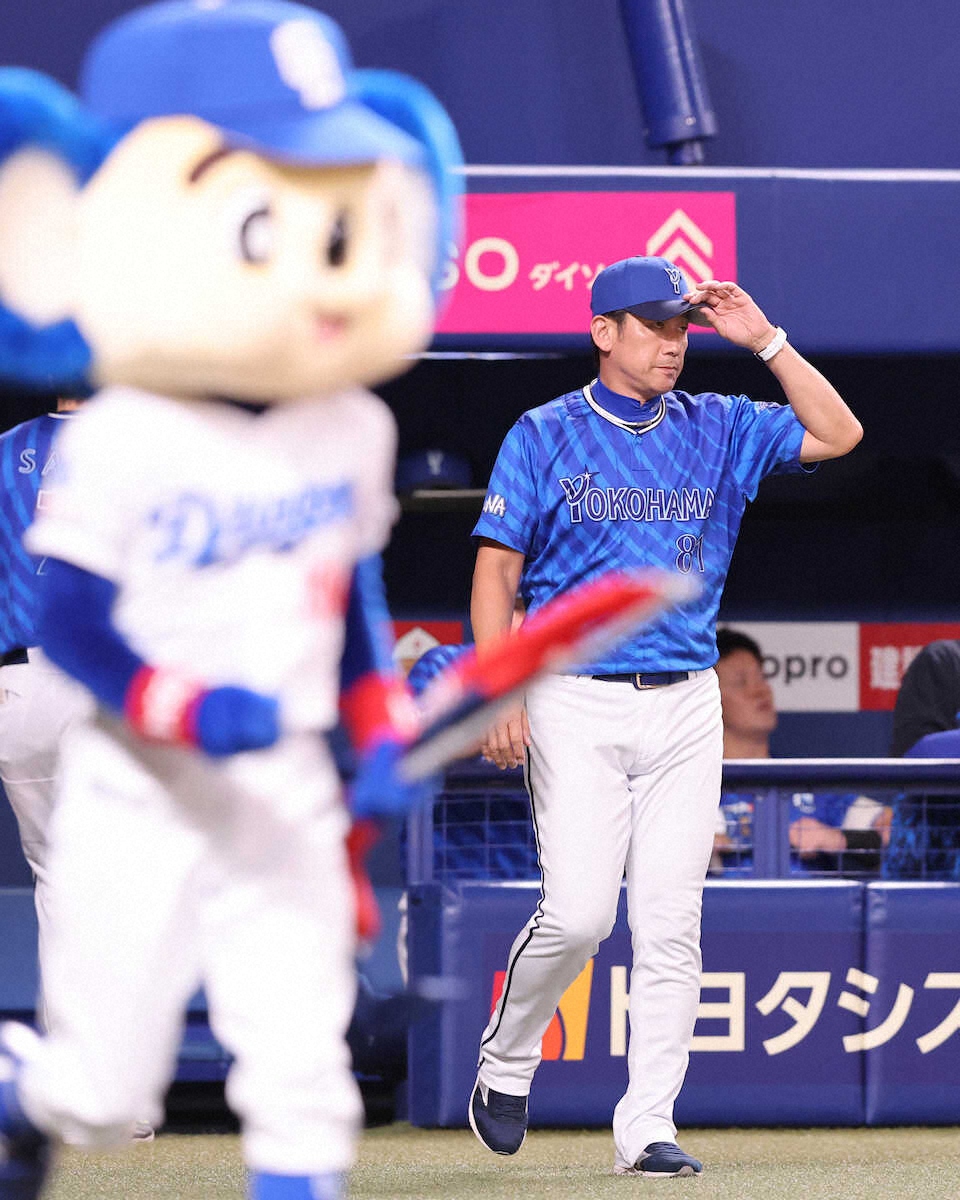 DeNA 連敗で借金3 牧が緩慢プレー…三浦監督も渋い表情 - ライブドアニュース