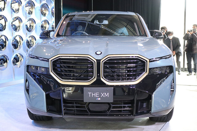 BMW史上最高に欲張りなSUV? ワンプライス2,130万円の「XM」が日本初公開! - ライブドアニュース