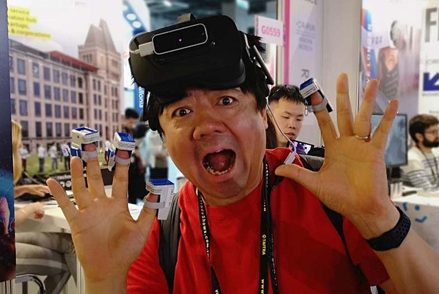 指先にはめるVR向け触感デバイス「Go Touch VR」体験レポ：COMPUTEX TAIPEI 2018 - ライブドアニュース