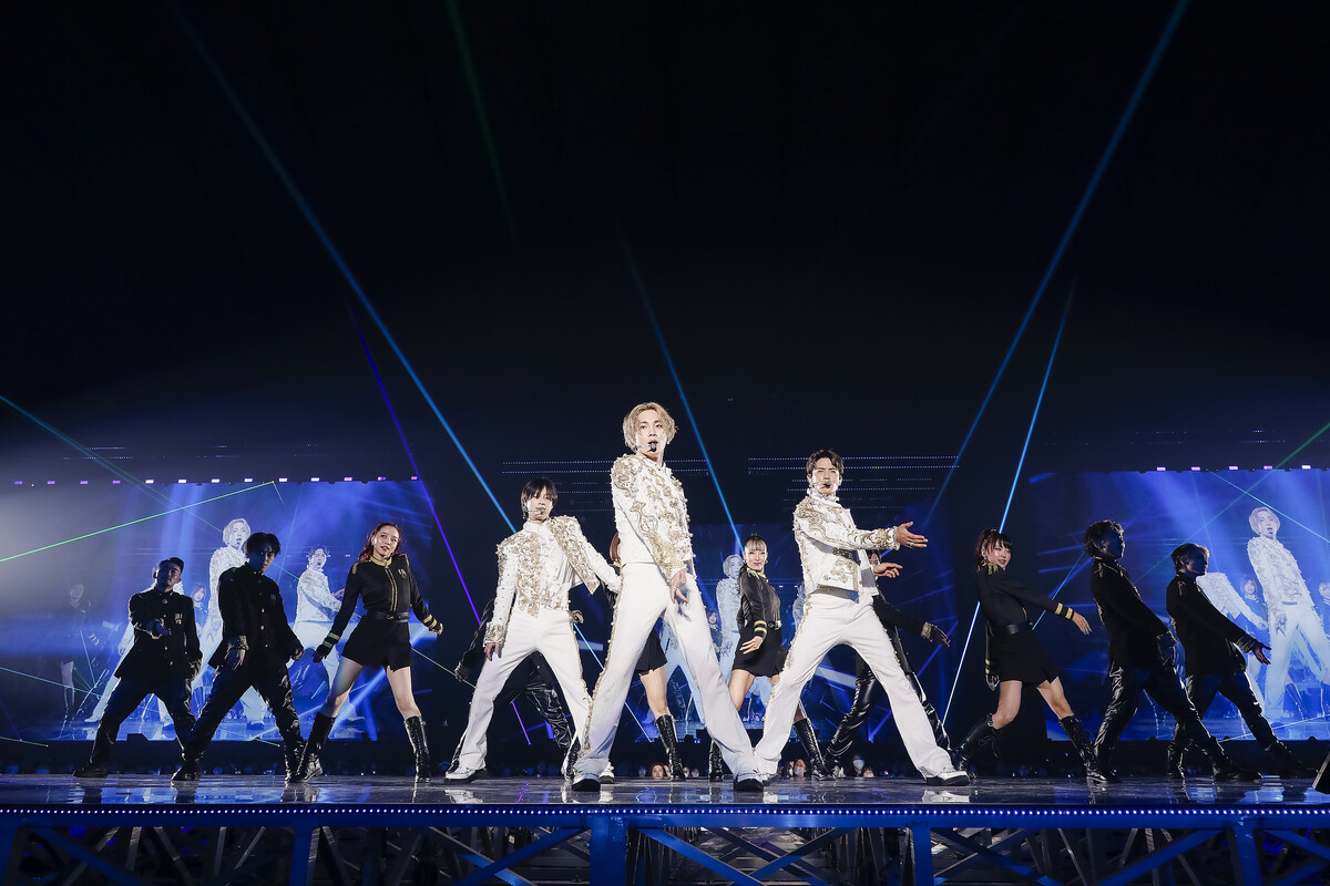 【画像】【REPORT】SHINee、6年ぶりの東京ドーム公演で魅せた圧巻のステージ！ファンからのサプライズに涙する場面も 2/9 - ライブドアニュース