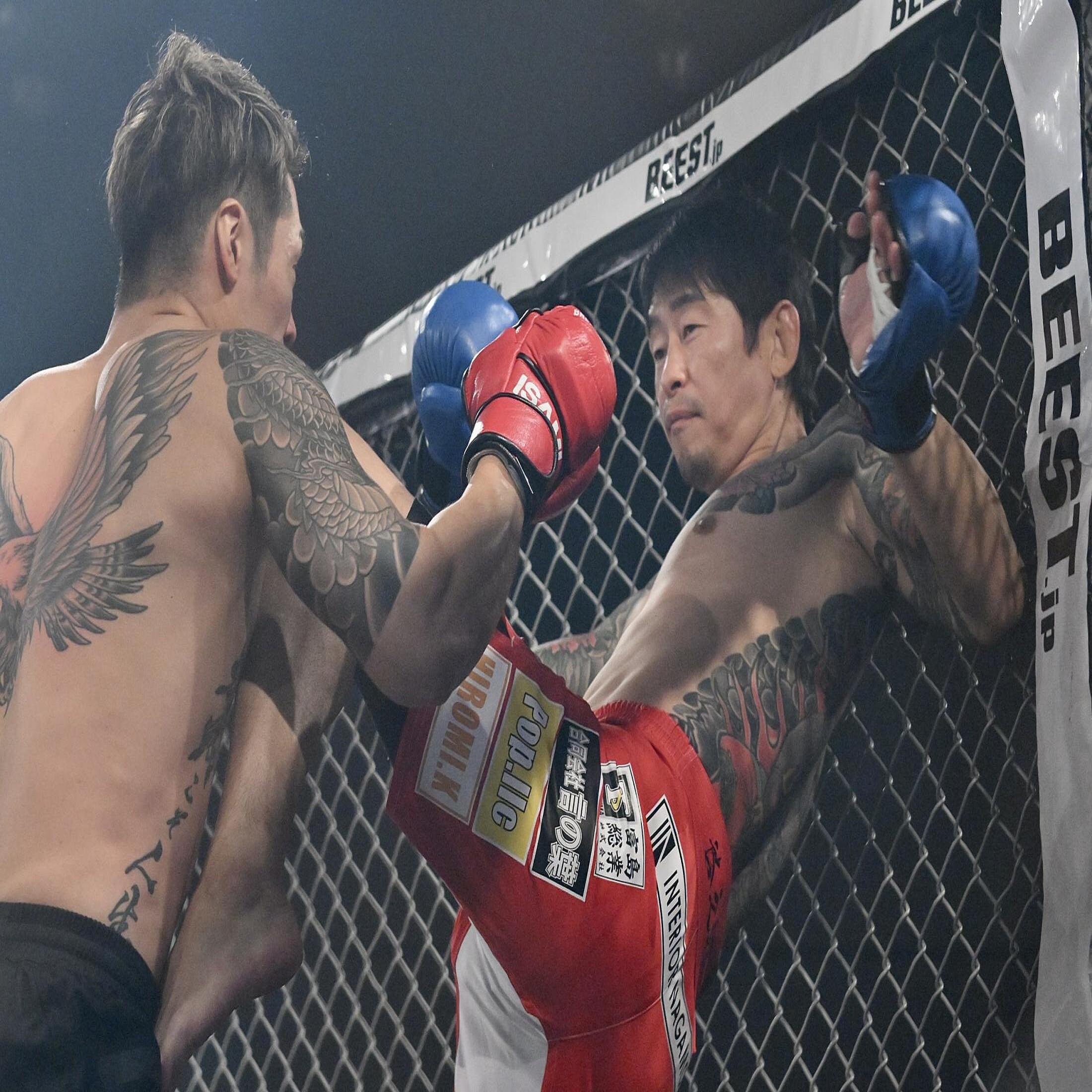 啓之輔がBreakingDownエース飯田将成に衝撃KO勝ち！ヒザ蹴りで突破口 (2022年11月3日掲載) - ライブドアニュース