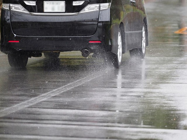 4WS(四輪操舵）システムとは？復活した理由と新旧採用車種 - ライブドアニュース