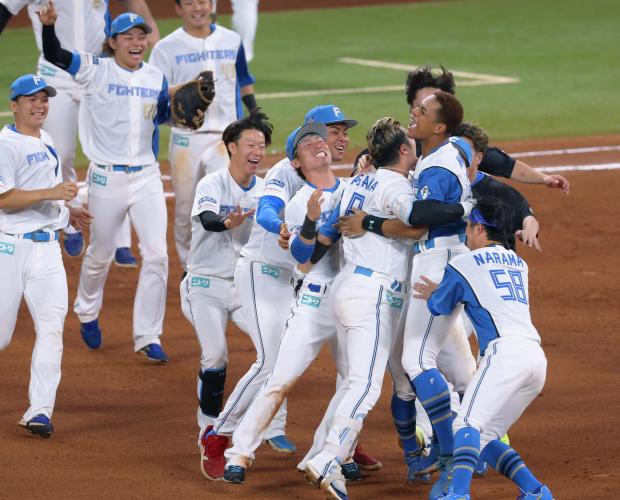 DeNA2連勝でCS第1S突破 日ハムは雪辱1勝1敗に - ライブドアニュース