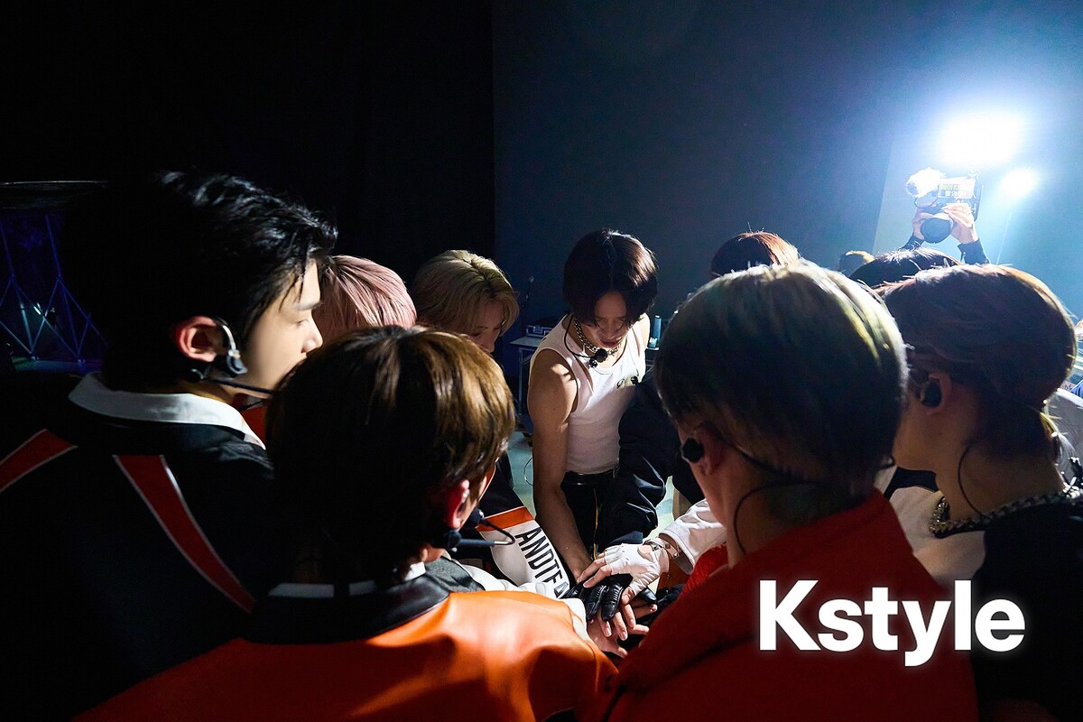 【画像】&TEAM、気合十分！パフォーマンス直前の表情も「Kstyle PARTY」バックステージ写真を大公開 23/24 - ライブドアニュース