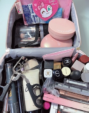 喋れるJK・小浜桃奈が大学生に 「知る、学ぶ、吸収する姿勢を大切に…」 - Peachy - ライブドアニュース