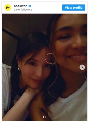 BoA「15歳からのBest friend」Crystal Kayと2ショットに反響「お二人の関係、羨ましい」 - ライブドアニュース