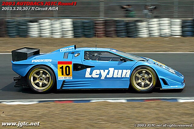 ひと目でわかる「普通じゃない」感！ JGTC&スーパーGTを走った「風変わりすぎる」マシンたち - ライブドアニュース