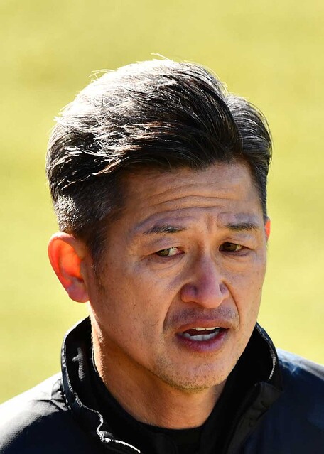 【JFL・鈴鹿】カズが三重戦で112日ぶり復帰 〝鮮やかトラップ〟に松木安太郎氏は感嘆 - ライブドアニュース