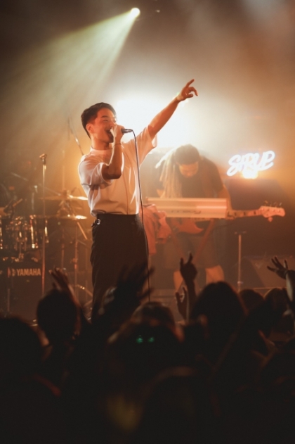 SIRUP、正に“FEEL GOOD”なグルーヴ感で揺らしたLIQUIDROOM公演 - ライブドアニュース