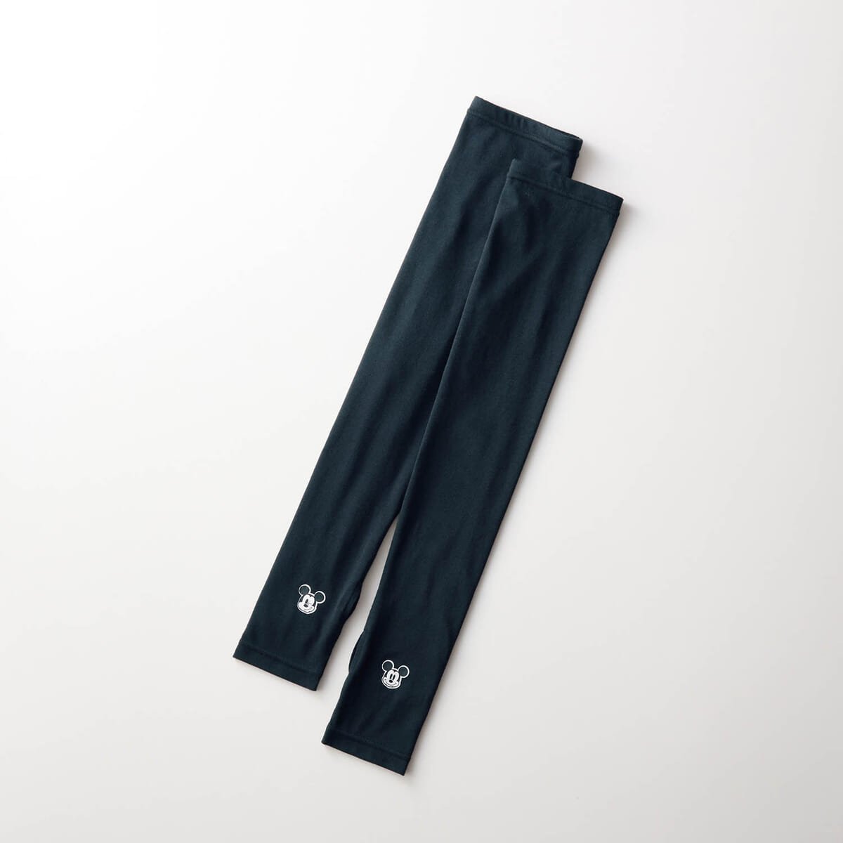 日焼け対策できるミッキー・チップ＆デール・ベイマックス柄！ベルメゾン ディズニー「UVケア・接触冷感アームカバー」 - ライブドアニュース