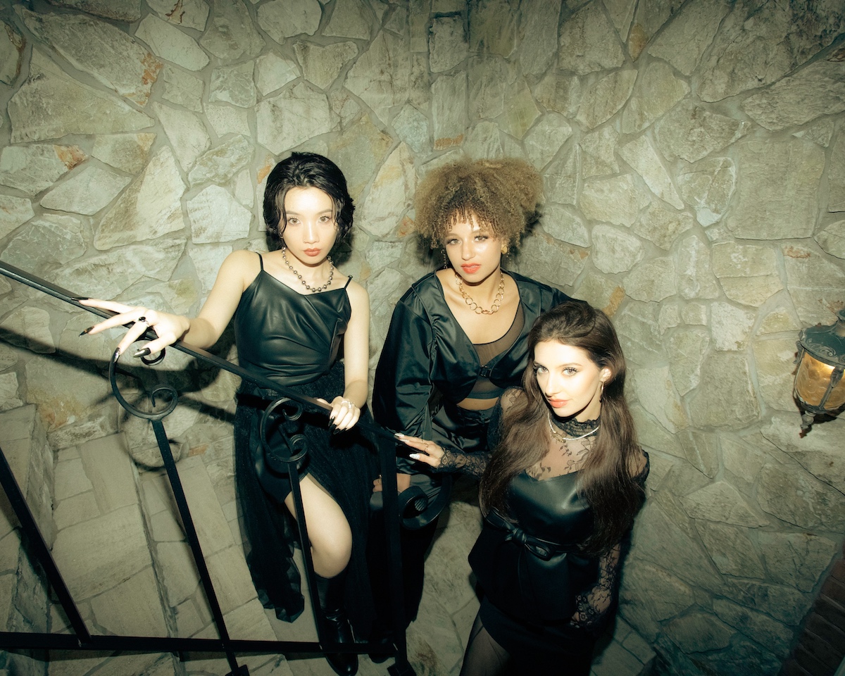 SWEET REVENGE、SWAYを客演に迎えた3rdシングル「SUKI KIRAI feat. SWAY」リリース＆MV公開 - ライブドアニュース