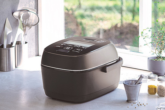 お米の甘味成分を引き出す、人気の象印マホービン「炎舞炊き」シリーズに新モデル「NW-PT」登場 (2021年6月18日掲載) - ライブドアニュース