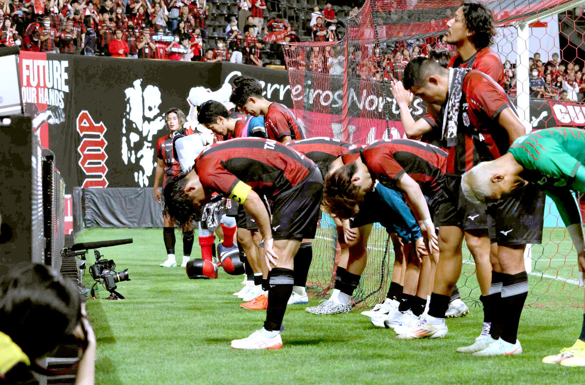 2人退場のJ2札幌は今季最多タイ5失点でPO圏内8差 次節は荒野、マリオ、宮沢、バカヨコ出場停止 - ライブドアニュース