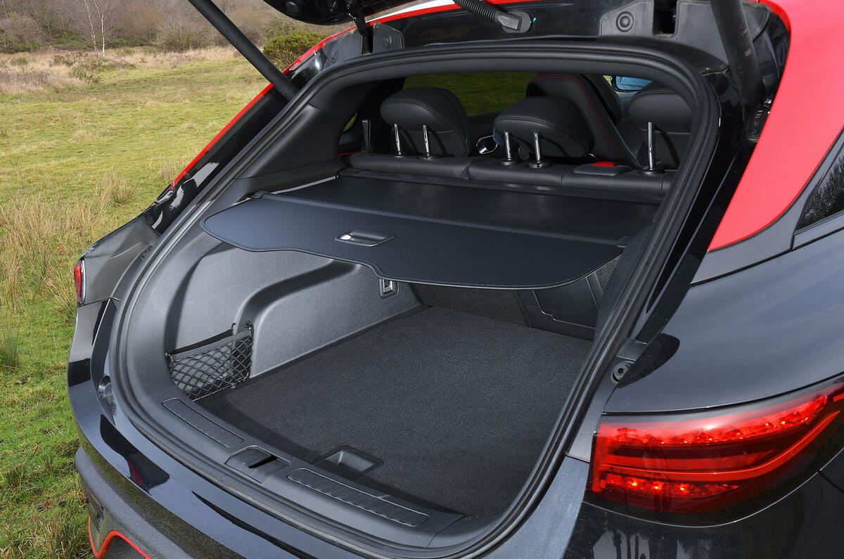 【画像】マカン似の電動SUVがUKへ スマート＃3 ブラバスへ試乗 路面を掻きむしる428ps 4/6 - ライブドアニュース