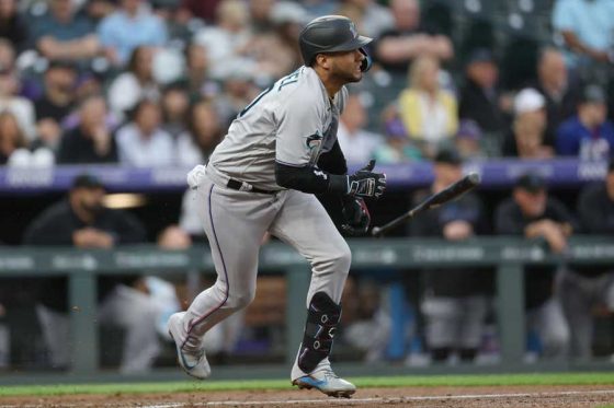 【MLB】元DeNA助っ人が38歳で復活 成績低迷、FAも…衰えぬ激走で16年ぶり記録達成 - ライブドアニュース