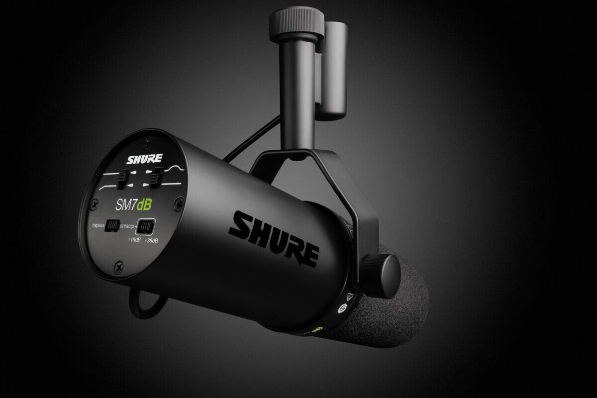 Shure、ゲインを得にくいダイナミックマイク「SM7B」にプリアンプ内蔵モデル「SM7dB」 - ライブドアニュース