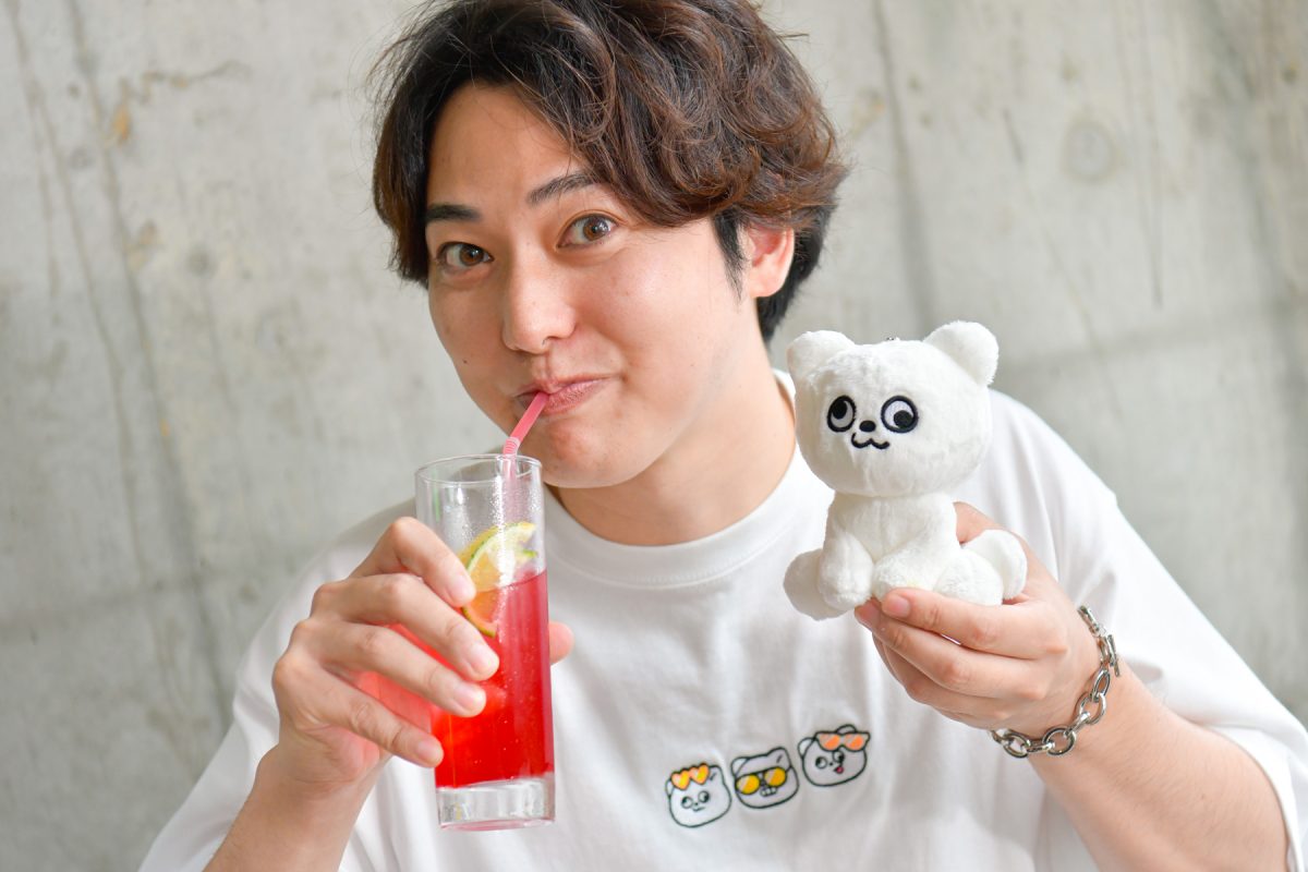 おるたなChannel・ないとーが訪問！南青山の隠れ家カフェが「URIBO」一色に！【本誌連載番外編】 - ライブドアニュース