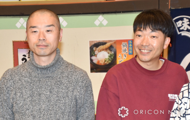 【画像】アキナ、漫才＆コント二刀流の新賞レースに「興奮してます」 『M-1』『KOC』の両方で決勝進出 - ライブドアニュース