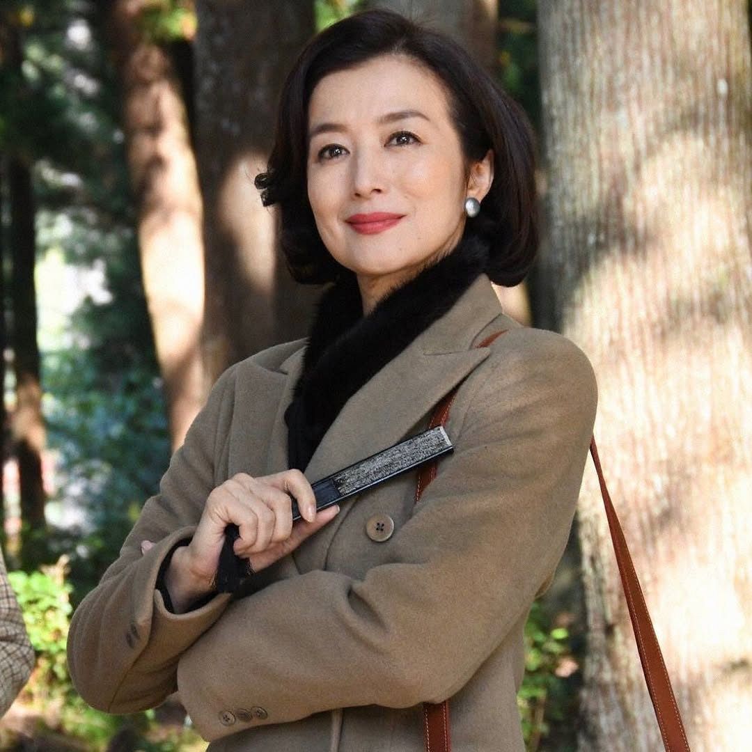 「何これ、美しすぎる」56歳鈴木京香、20代の姿をAI駆使して再現したCMに絶賛の声 本人も「バック・トゥ・ザ・昭和な感じ」 (2025年2月 ...