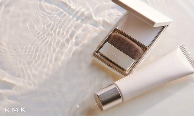 「RMK」から″水感触″ファンデが登場 透明感セッティングパウダーも - Peachy - ライブドアニュース