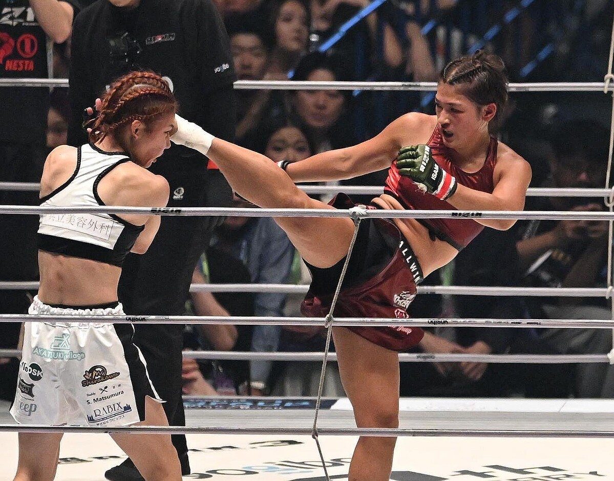 “ツヨカワクイーン”RENAが圧巻TKO勝ち モデル級美女戦士を鬼神のごときラッシュでボッコボコに「殴り合いできてすごい気持ちよかった」 - ライブドアニュース