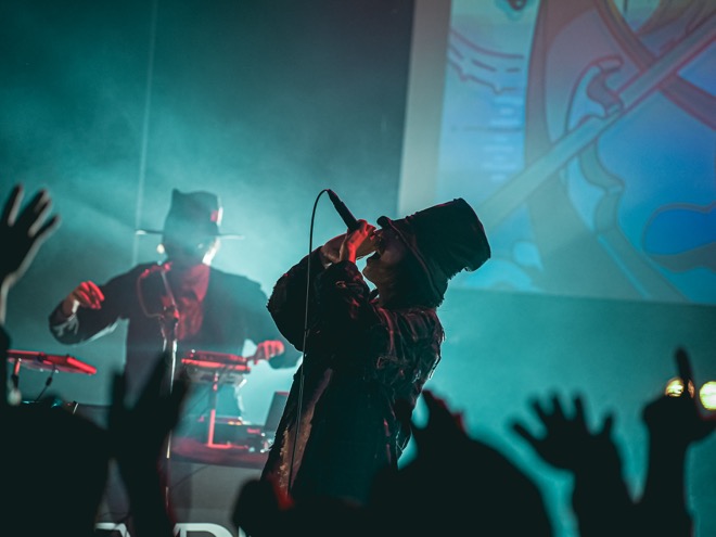 FAKE TYPE.、全国ツアー＜FAKE SWING 2＞初日にDEMONDICEがサプライズ出演 (2023年12月3日掲載 ...